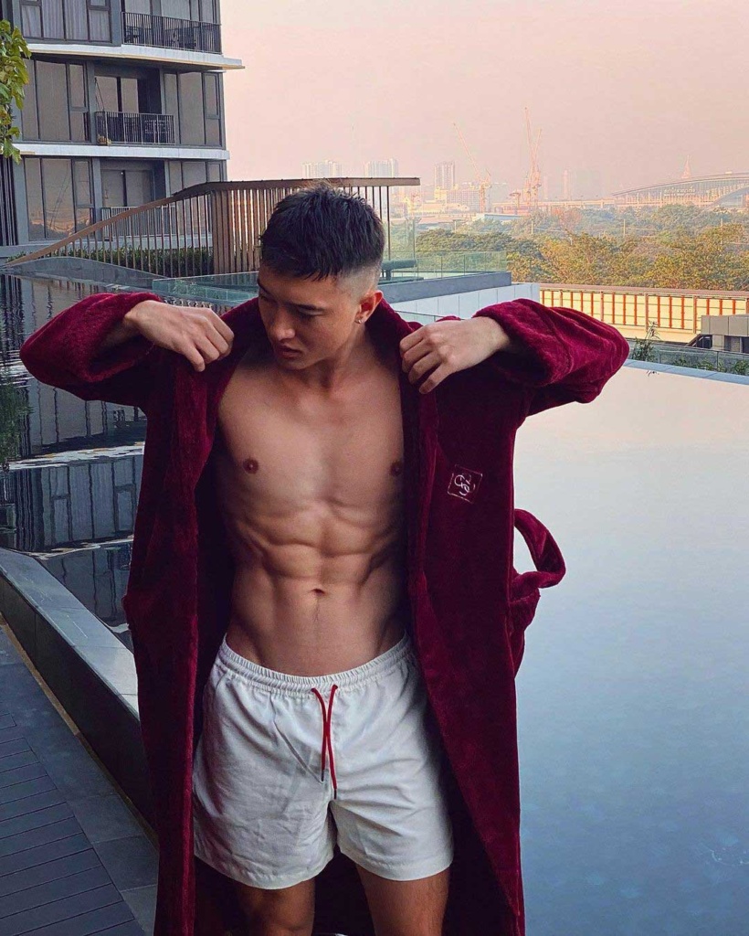 ส่องวาร์ป เลียม Liam J. Ward หนุ่มนายแบบ ลูกครึ่งไทย-อังกฤษ หุ่นแซ่บ