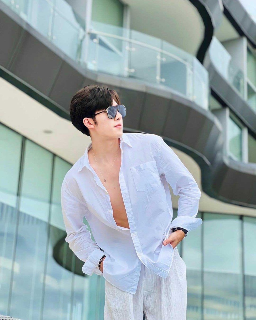 ส่องวาร์ป ไรอัน Ryan Panya Mcshane หนุ่มลูกครึ่ง วัยใส หุ่นแป๊ะ มีเสน่ห์