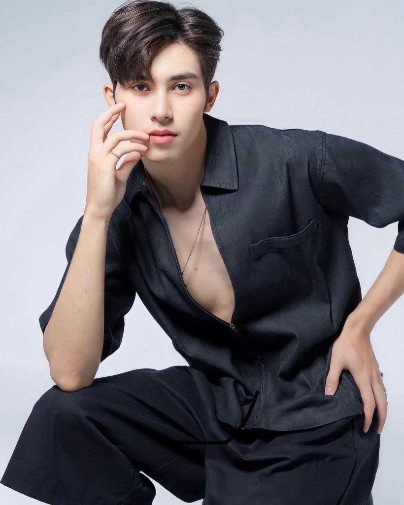 ส่องวาร์ป ไรอัน Ryan Panya Mcshane หนุ่มลูกครึ่ง วัยใส หุ่นแป๊ะ มีเสน่ห์